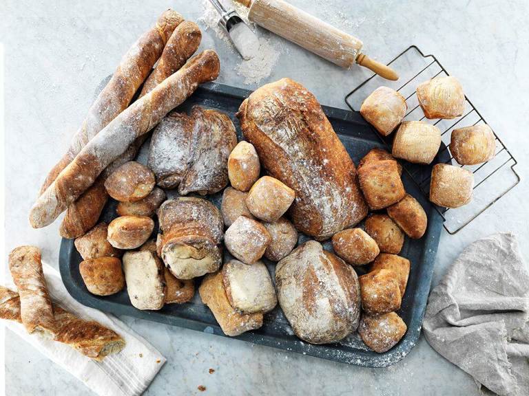 Stone oven baked Farmers bread | Lantmännen Unibake