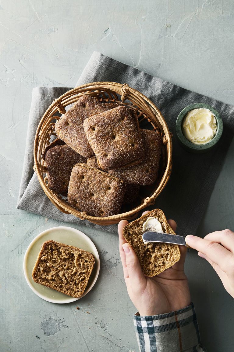 Vaasan Small Rectangle Rye portion bread 100x38g | Lantmännen Unibake